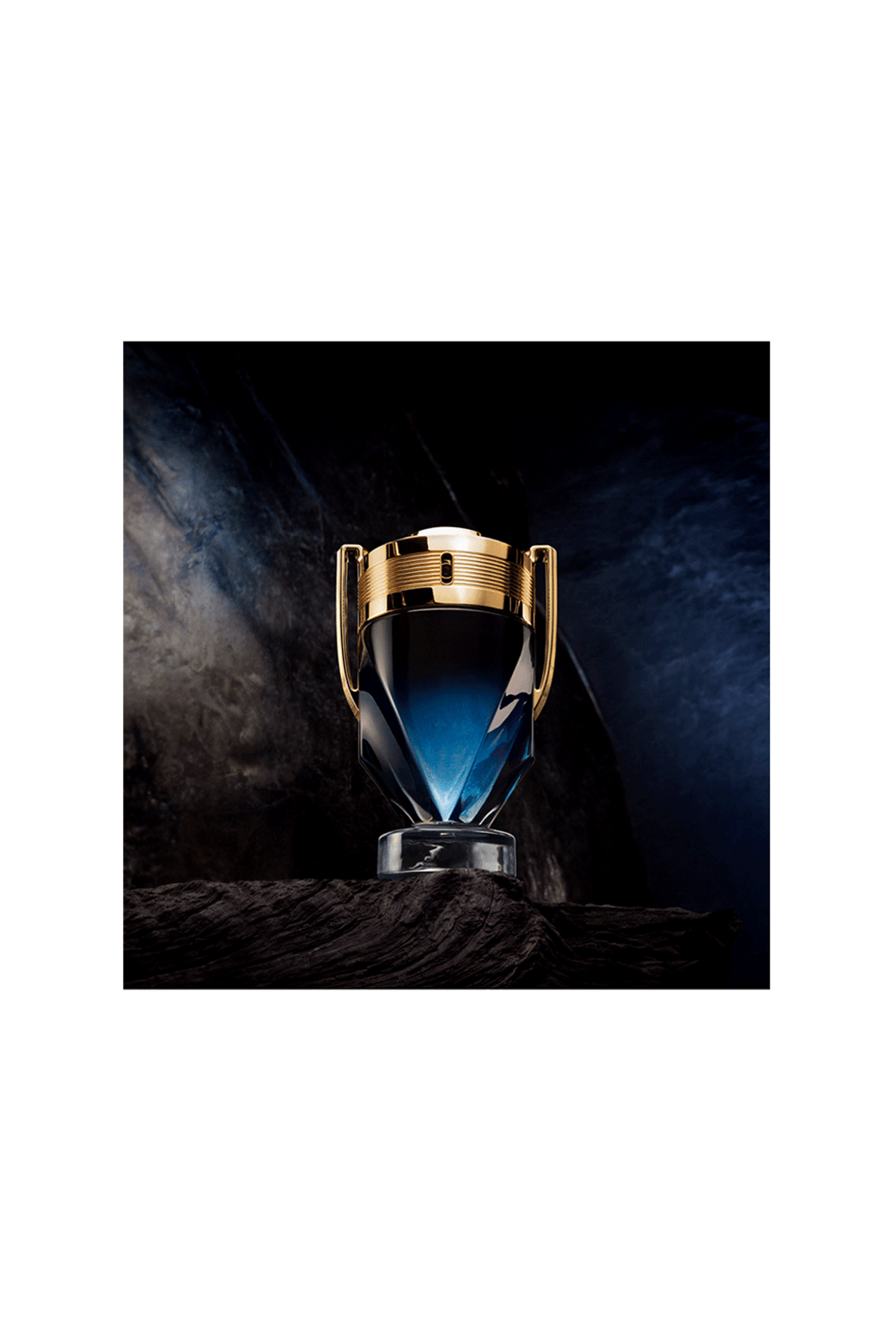 Perfume Paco Rabanne Invictus Parfum x 50 ml - farmaciasdelpueblo
